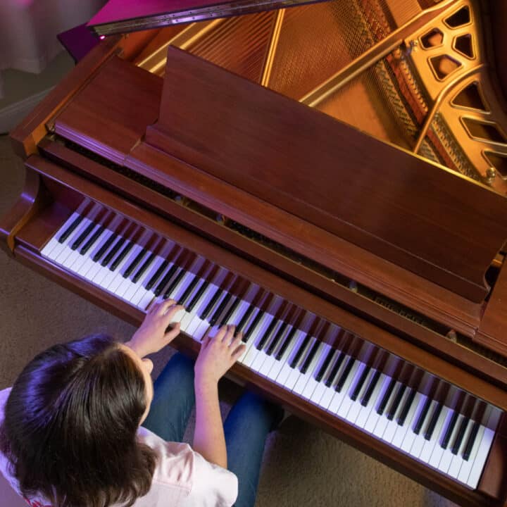Should You Practice Contrary Motion Scales? - Emma Blair Piano