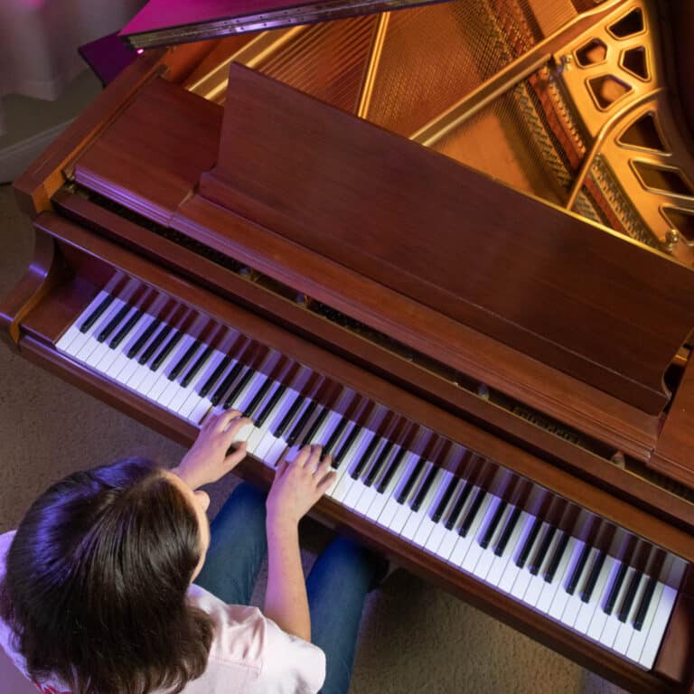 Should You Practice Contrary Motion Scales? - Emma Blair Piano
